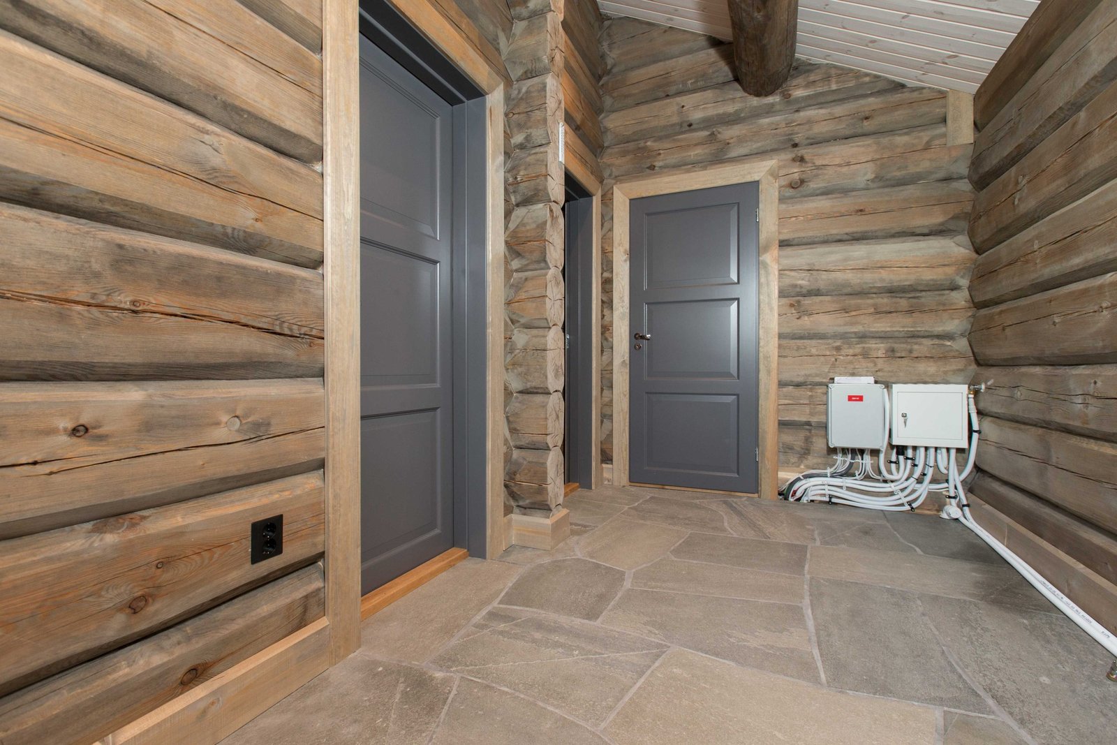 Wooden doors - Timberhus